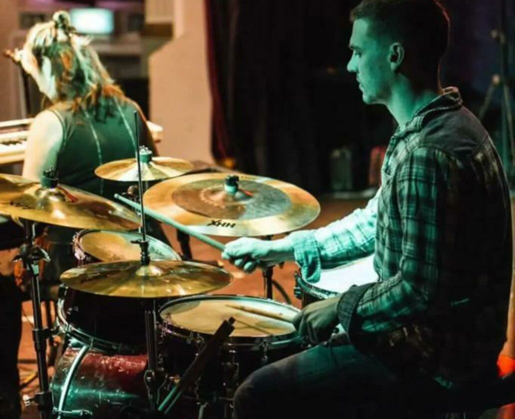 Our Tutors - Chalmers Mackay